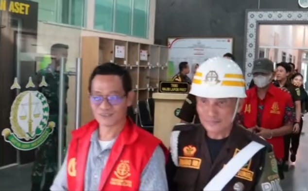 Kejati Sumsel Tahan Dua Tersangka Obstruction of Justice Kasus Korupsi Jaringan Internet Pada ...